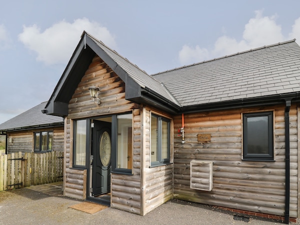 Caban Dulas, Pet Friendly, Luxury Holiday Cottage In Rhayader - Llandrindod Wells