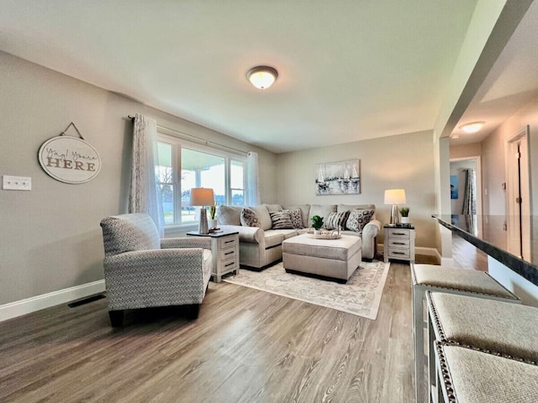 New Remodel Exquisite Master Suite Trenton, Ohio - Hamilton, OH