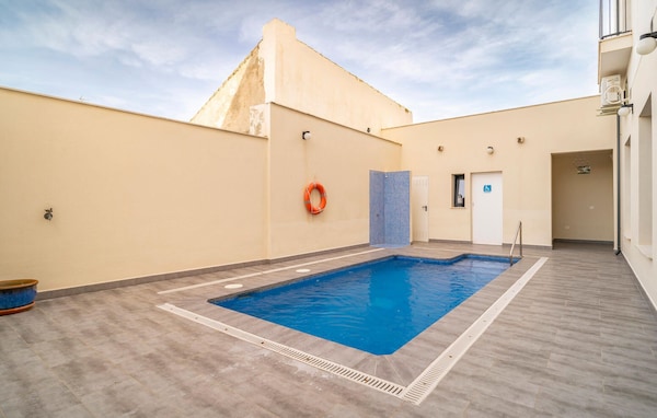 Nice Apartment In Fuente De Piedra - Mollina