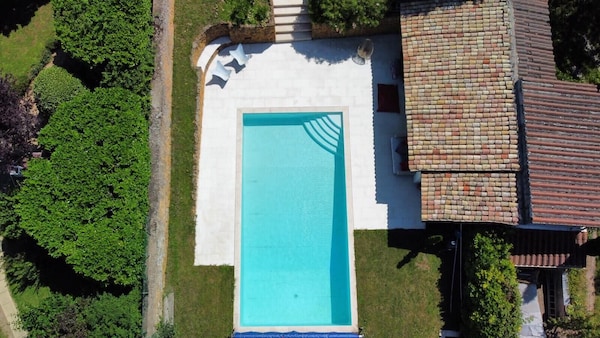 Le Cerf - Belle Maison Avec Vue Et Piscine - Beaujolais