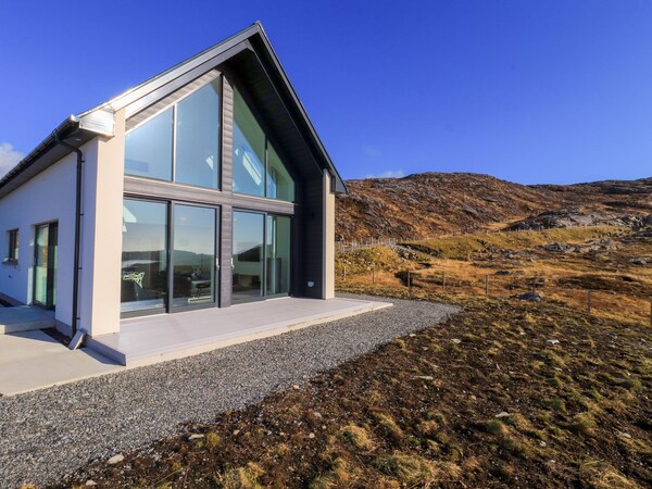 8b Carrigreich, Pet Friendly In Tarbert Isle Of Harris - Harris