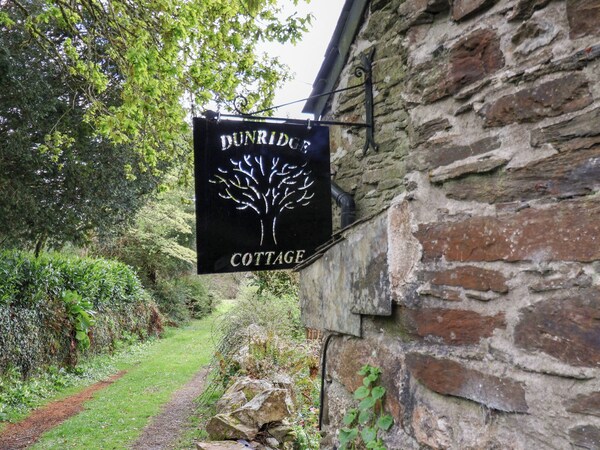 Dunridge Cottage, Pet Friendly, With Open Fire In Horrabridge - Tavistock