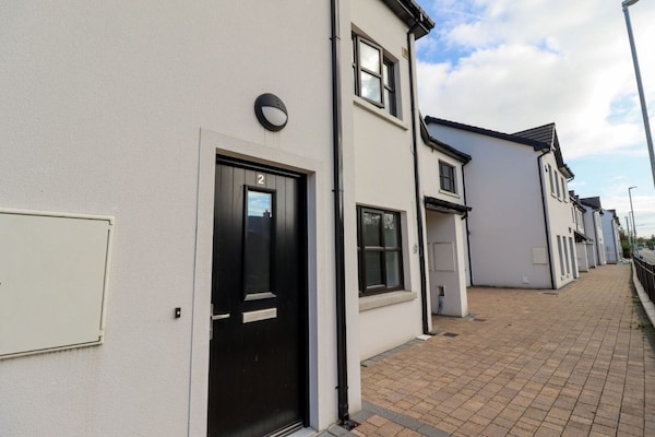 Inviting 2-bed Apartment In Dublin - Skerries