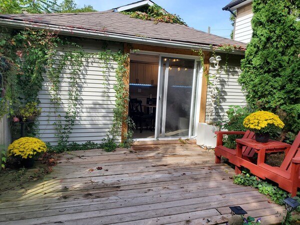 Aesthetic Cozy House In Niagara Falls - Niagara Falls