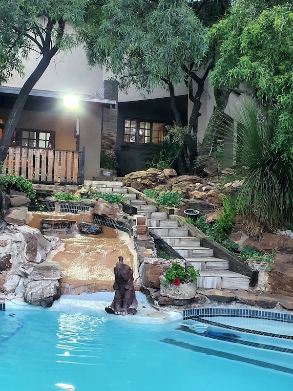 Quiet Country Cottage, Bordering A Nature Reserve - Pretoria (South Africa)