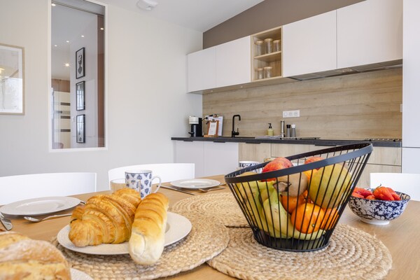 Apartamento-exclusivo-baño Con Ducha-vista Al Jardín - Paso de Calais