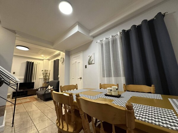 Stylish 3-bedroom Sanctuary In Baguio City, Sleeps Up To 15! - Baguio