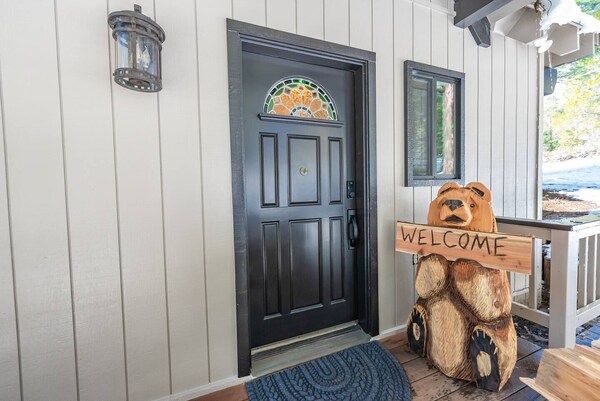 Ridgeview Retreat ~ Where Location Meets Comfort (Ac!) - China Peak Mountain Resort, CA