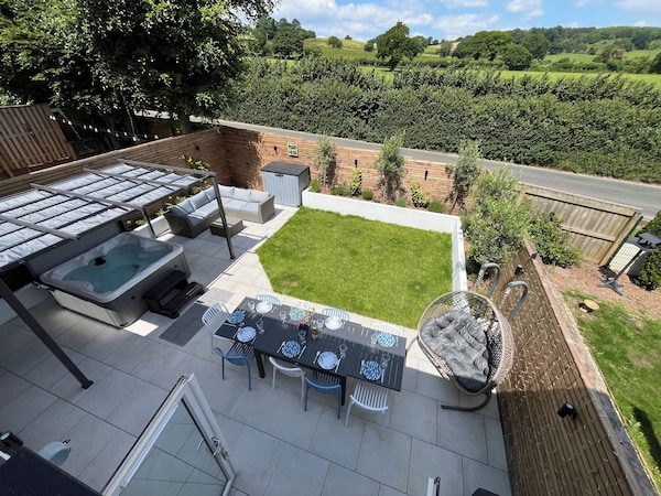 Blue Drift, Pet Friendly, With Hot Tub In Budleigh Salterton - Budleigh Salterton