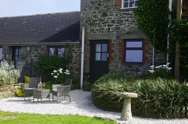 The Bower, Pet Friendly, With A Garden In St Keverne - Coverack