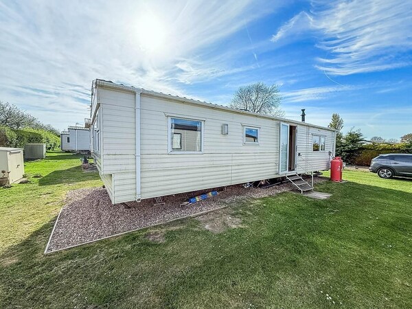 Lovely 6 Berth Caravan At Sunnydale Holiday Park Ref 35375s - Mablethorpe