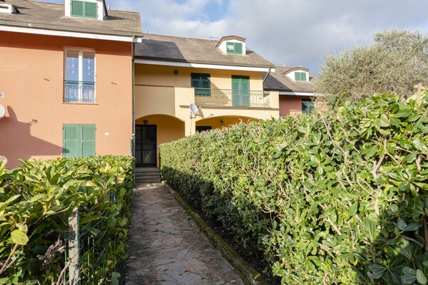 Peaceful Apartment In Deiva Marina, Deiva Marina, Italy - Deiva Marina