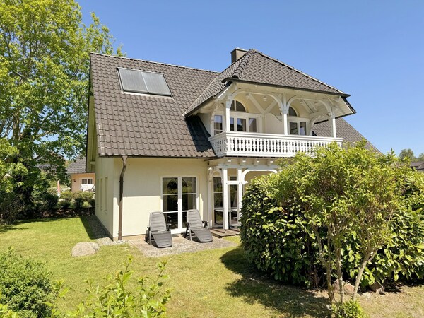 Haus Rügenwind Whg. 05 Dg - W: Haus Rügenwind Mit 5 Komfortablen Wohnungen - Baabe