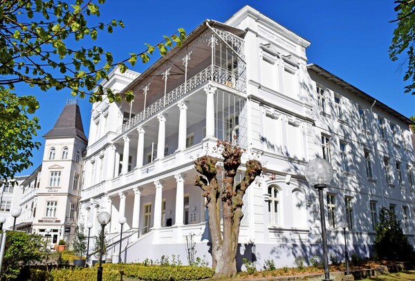Doppelzimmer-classik 47 - Appartementhaus Sellin In Stil Der Bäderarchitektur - Binz