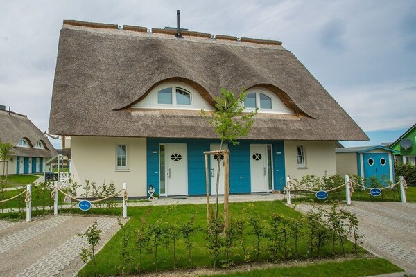 Reetdachhaus We 03 Meeresrauschen - Ferienhaushälfte - Hohenfelde