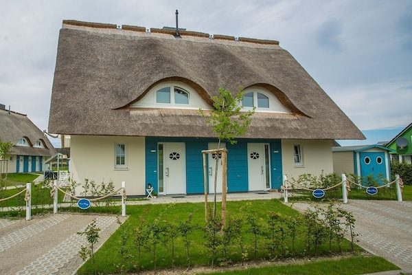 Reetdachhaus We 03 Meeresrauschen - Ferienhaushälfte - Hohenfelde