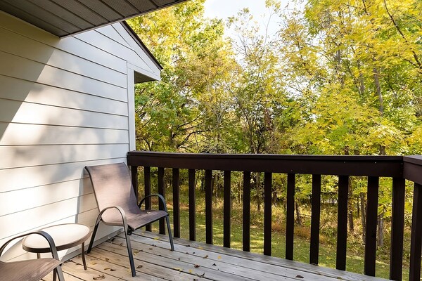 Short Drive To French Lick Municipal Airport! Full Kitchen, Outdoor Terrace! - French Lick, IN