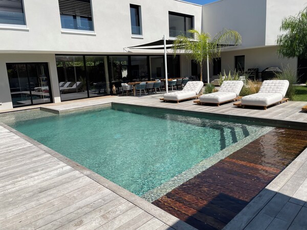 Villa De Luxe Piscine Chauffée Jacuzzi Sauna - Pérols