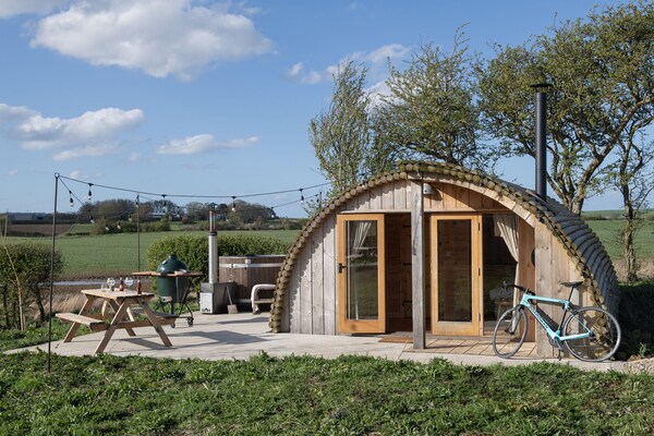 Glamping Pod 1 Comfort, Romantic, With Hot Tub In Lebberston - North Yorkshire