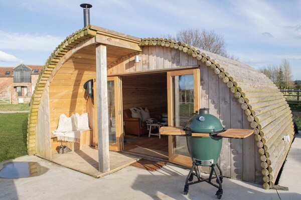 Glamping Pod 4 Truce, Romantic, With Hot Tub In Lebberston - Yorkshire