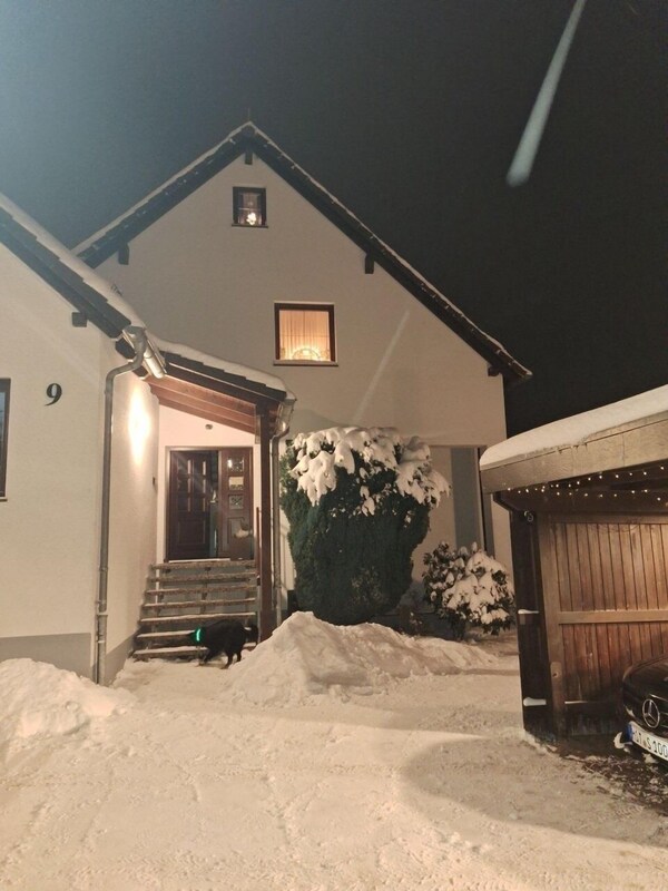 Ferienwohnung/app. Für 6 Gäste Mit 63m² In Hohenstein-ernstthal (263790) - Hohenstein-Ernstthal