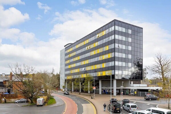 Optimal Luxury 2bed/2bath Stay-bracknell F.parking - Bracknell