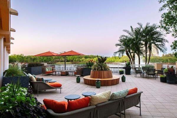 Serene Waterfront Getaway Near Beaches | Elegant Atmosphere | 3 Units - St. Petersburg, FL