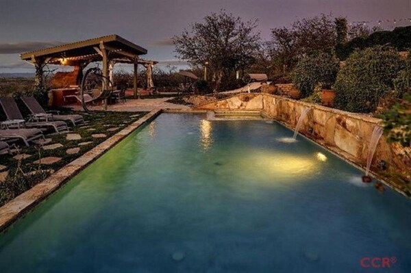 Luxury Wine Country Estate - Paso Robles, CA