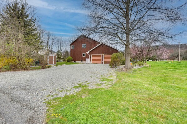 Dog-friendly Fishkill Tiny House In Wine Country - State of New York
