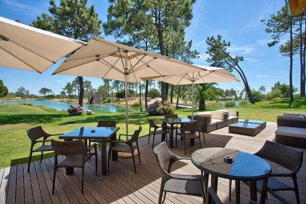 Seaside Adventure: Beach Houses With Tennis, Near Sado Emotion - Free Parking! - Setúbal