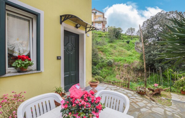 Lovely Home In Sant'ermete With Kitchen - Noli