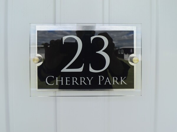 23 Cherry Park, Pet Friendly, With A Garden In Chapel St Leonards - Ingoldmells