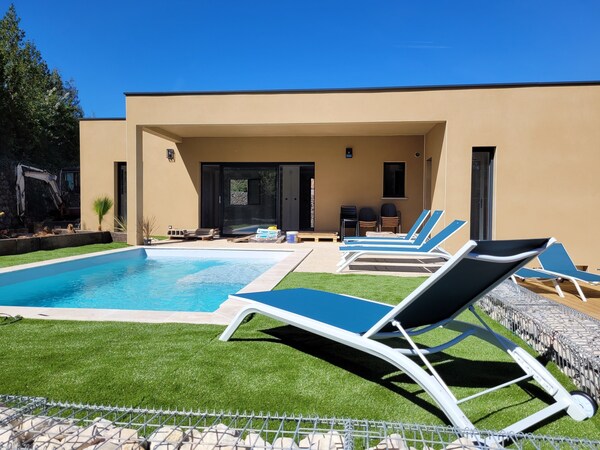 Maison Des Libellules De Dugradus \Npiscine Privée Et Terrain De Pétanque - Aubenas