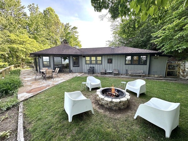 Experience Breathtaking Mountain Views At Smokey Vista Lodge - Caroline du Nord