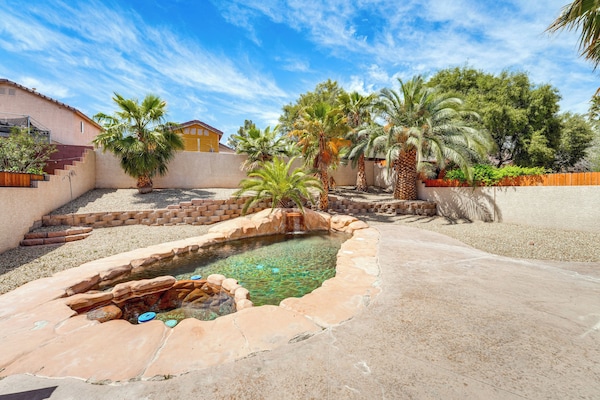 Las Vegas Home W/ Private Pool - Close To Casinos! - Las Vegas, NV