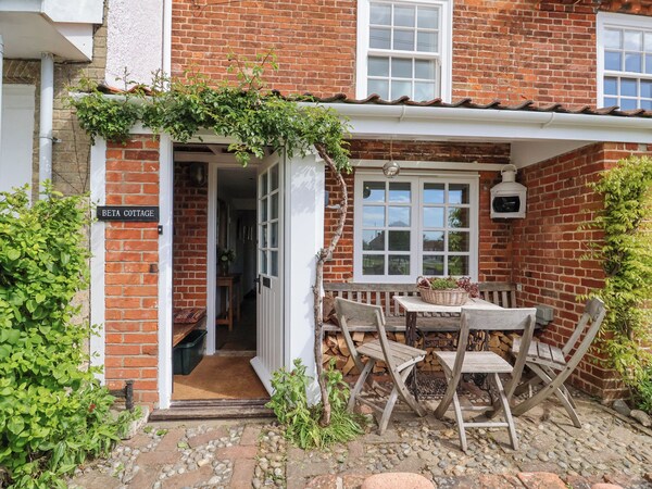Beta Cottage, Pet Friendly, With Open Fire In Walberswick - Dunwich