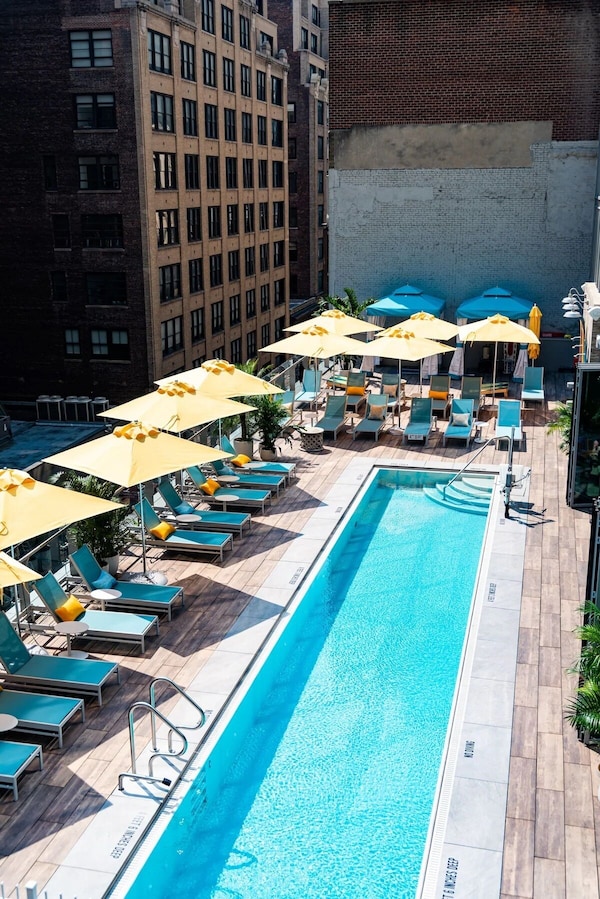 Your Home Away From Home In Nyc! Onsite Restaurant, Near Rockefeller Center! - Bryant Park, NY