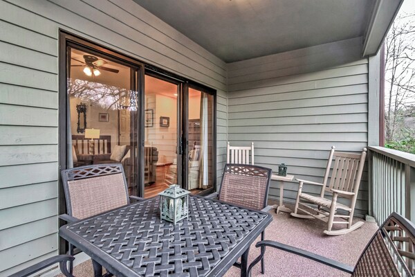 Hemlock 1 | Fireplace, Restaurant, Pool, Spa - Blowing Rock, NC