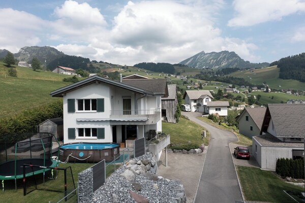 2 Double Rooms / Max. 4 Persons - Amden