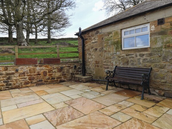 Cragg Lodge, Pet Friendly, With Open Fire In West Woodburn - Otterburn