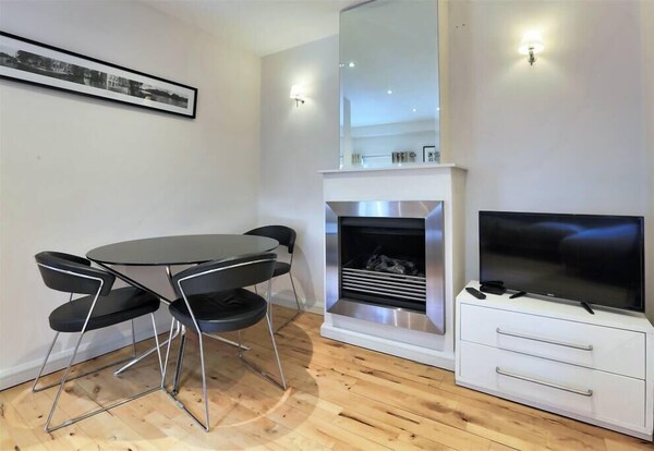 Luxury Mews In The Heart Of City Centre! - Dublin