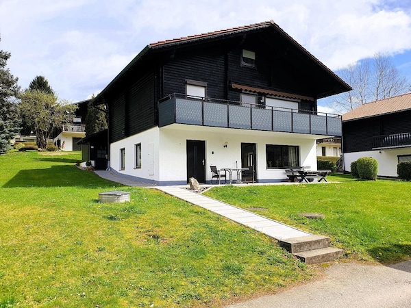Modern Gemütliche Ferienwohnung (70qm) Mit Terrasse - Bad Kötzting