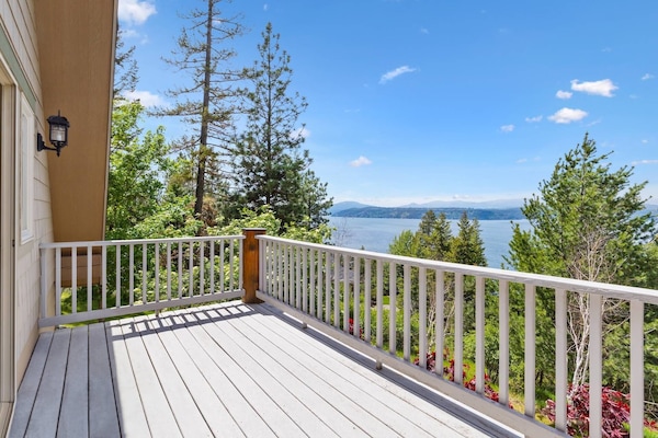 Luxe Lakeview Retreat Near Cda Resort Golf: New Amenities, Family Fun! - Idaho