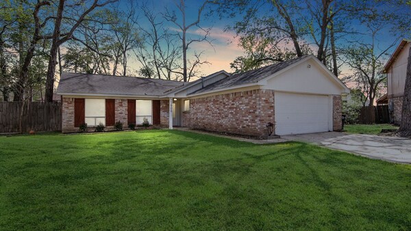 Conefall Sparkle! Near Airport, Work, Shops, Fun! - Spring, TX