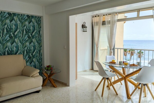 Gran Sol Sea Front Apartment - Calpe
