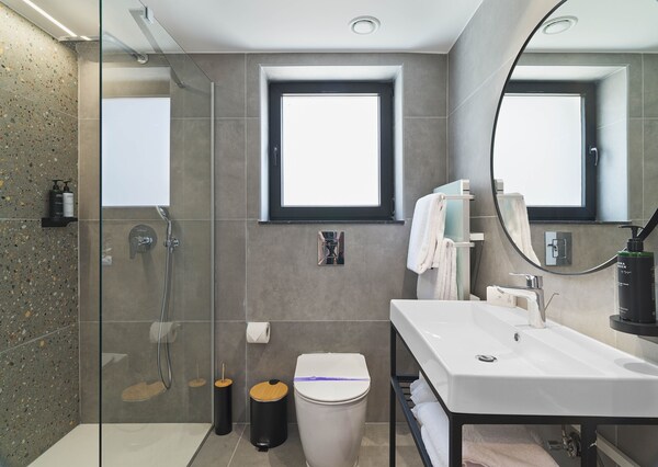 One Bedroom Luxury Suites - Cyprus