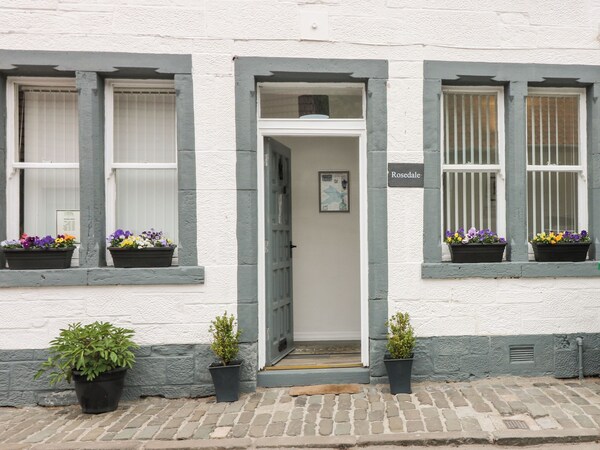 Rosedale, Family Friendly, With Hot Tub In Falkland - Scotland