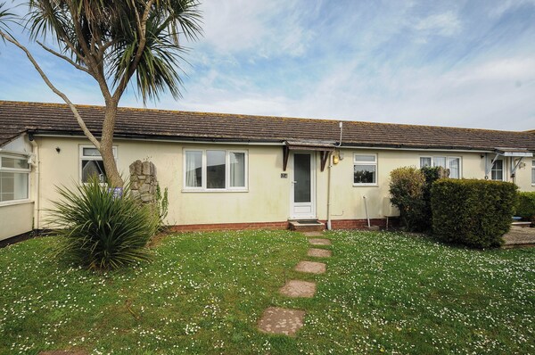 Chalet 7 At Landscove Holiday Park, With Pool In Brixham - Brixham