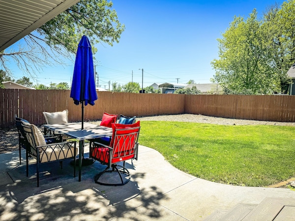 Spacious Ogallala Home! 12 Mins To Lake Mcconaughy, Game Room, Dog Friendly! - Lake McConaughy, Ogallala