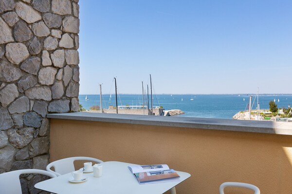 Mediterranean View - Portopiccolo Apartments - Monfalcone